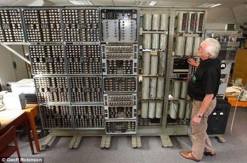 世界最老电脑20年后上岗：已61岁高龄_CPU_CPUCPU新闻-中关村在线