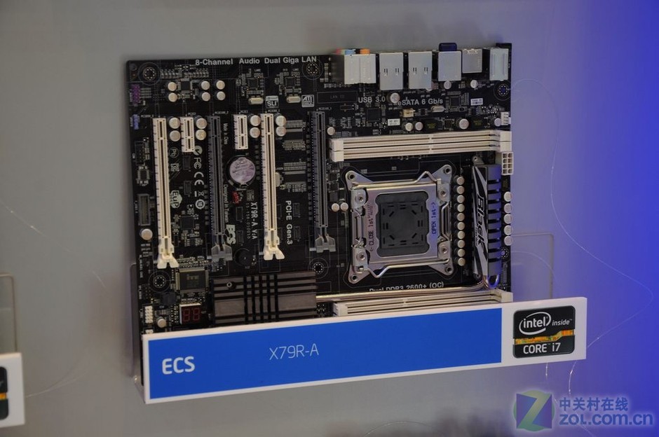 顶级平台已现 Intel展台X79主板全曝光-第13页-CPU频道-ZOL中关村在线